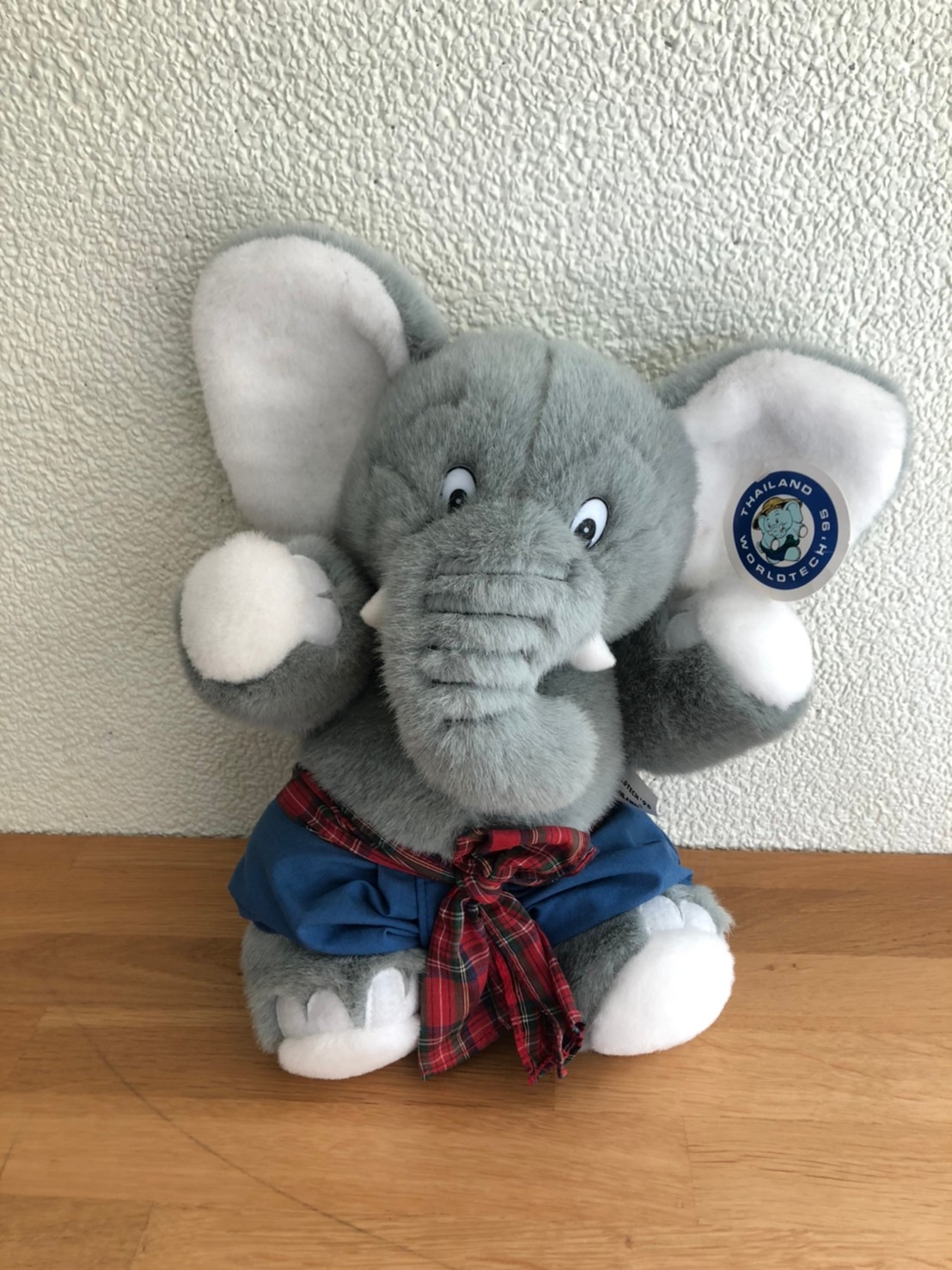 ไฟล์ #793: "ตุ๊กตาช้าง World Tech 95 (ด้านหน้า)" · SUT Digital ...