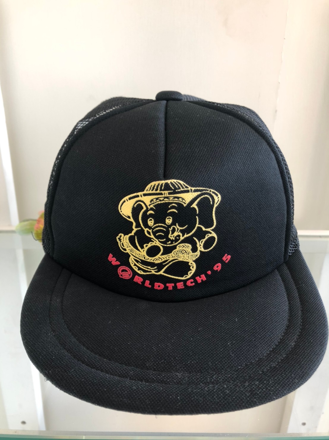 ไฟล์ #811: "หมวก World Tech 95 (ด้านหน้า)" · SUT Digital Souvenirs (ของ ...